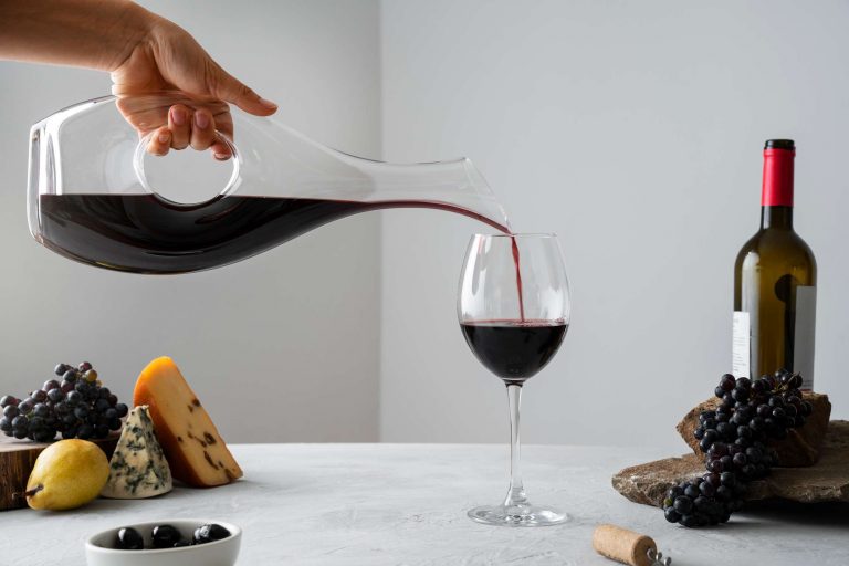 The Beginner’s Guide to Malbec Wine - Red & White
